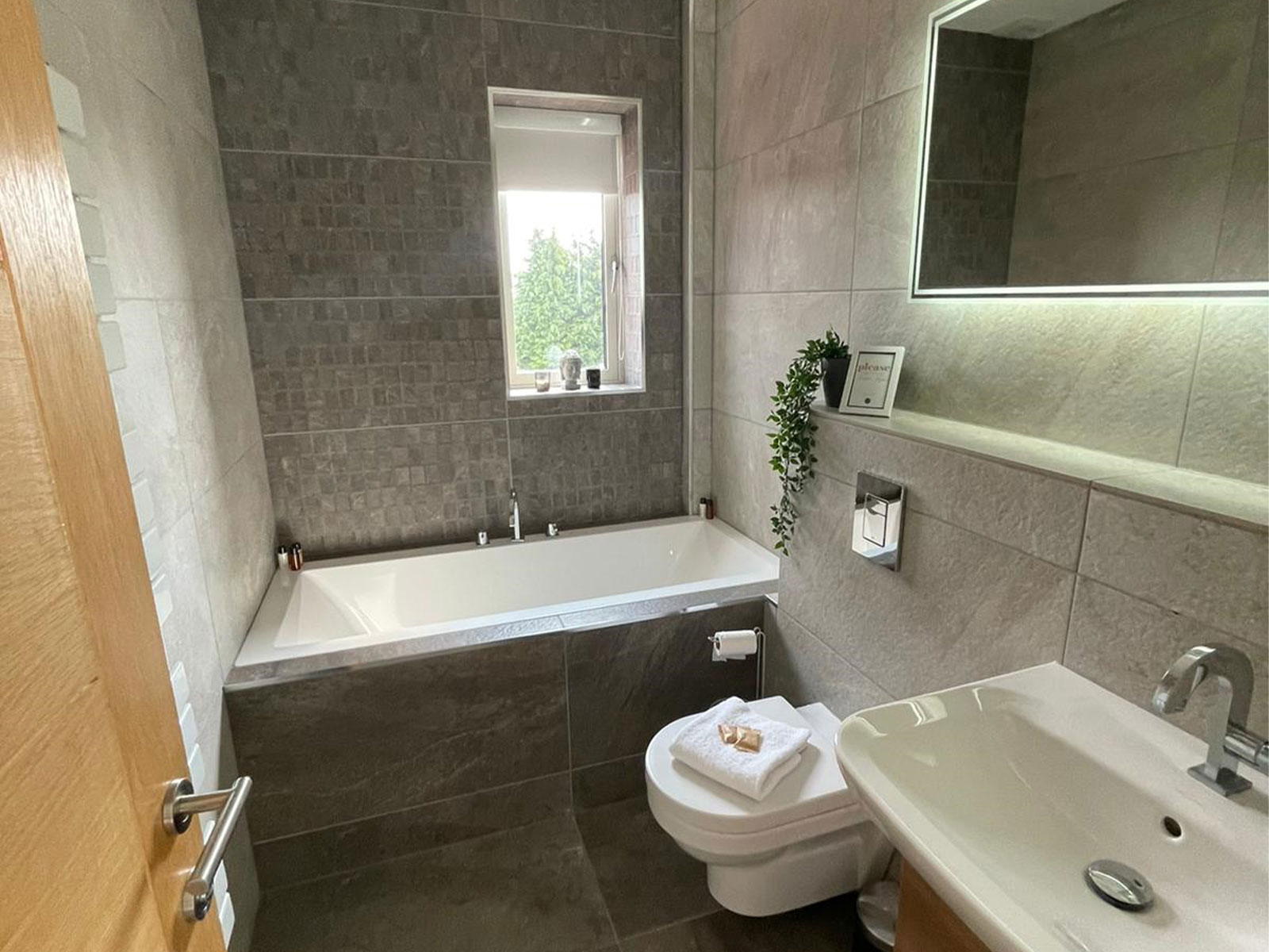 Degiorgio Properties | Professional Bathroom Refurb Services in Kent